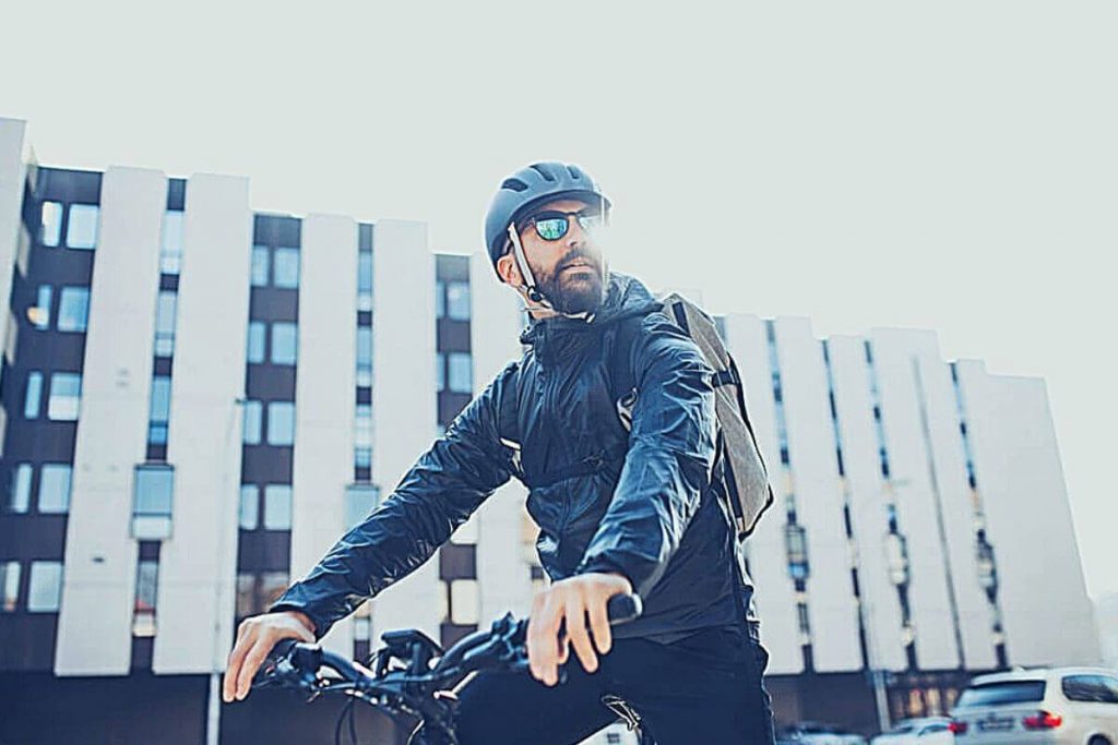 Cycling Jacket Guides (for Biking in Rain - Winter or Summer)
